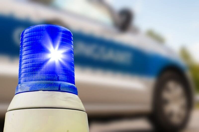 Verletzter Motorradfahrer nach Zusammenstoß mit PKW